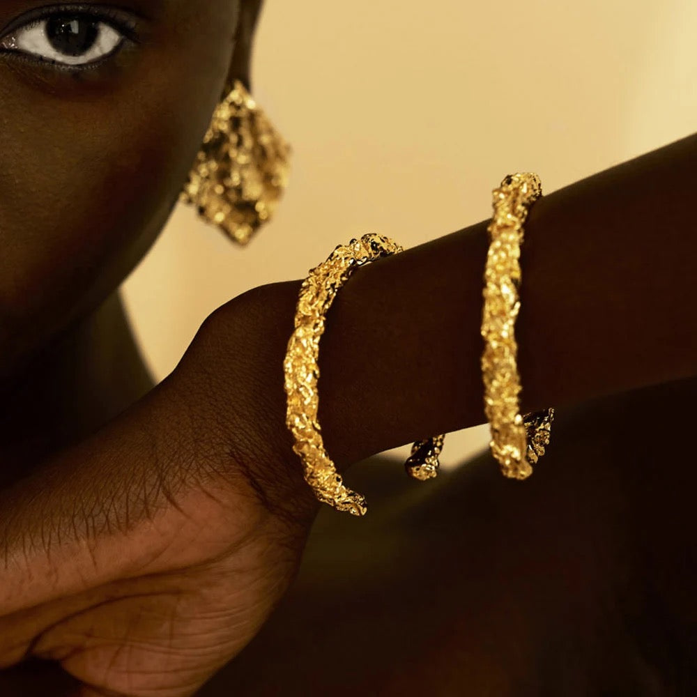 OAK & ASH - Where style knows no boundaries